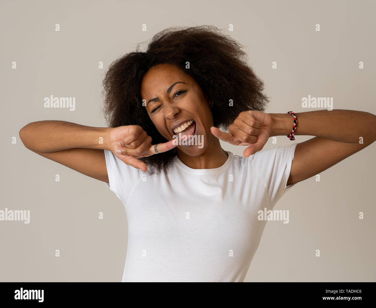 Close up portrait of attractive african american woman with happy face ...