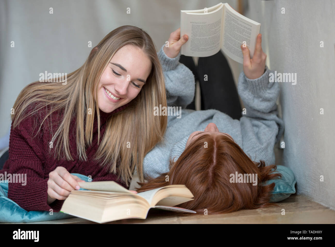 Side floor hi-res stock photography and images - Alamy