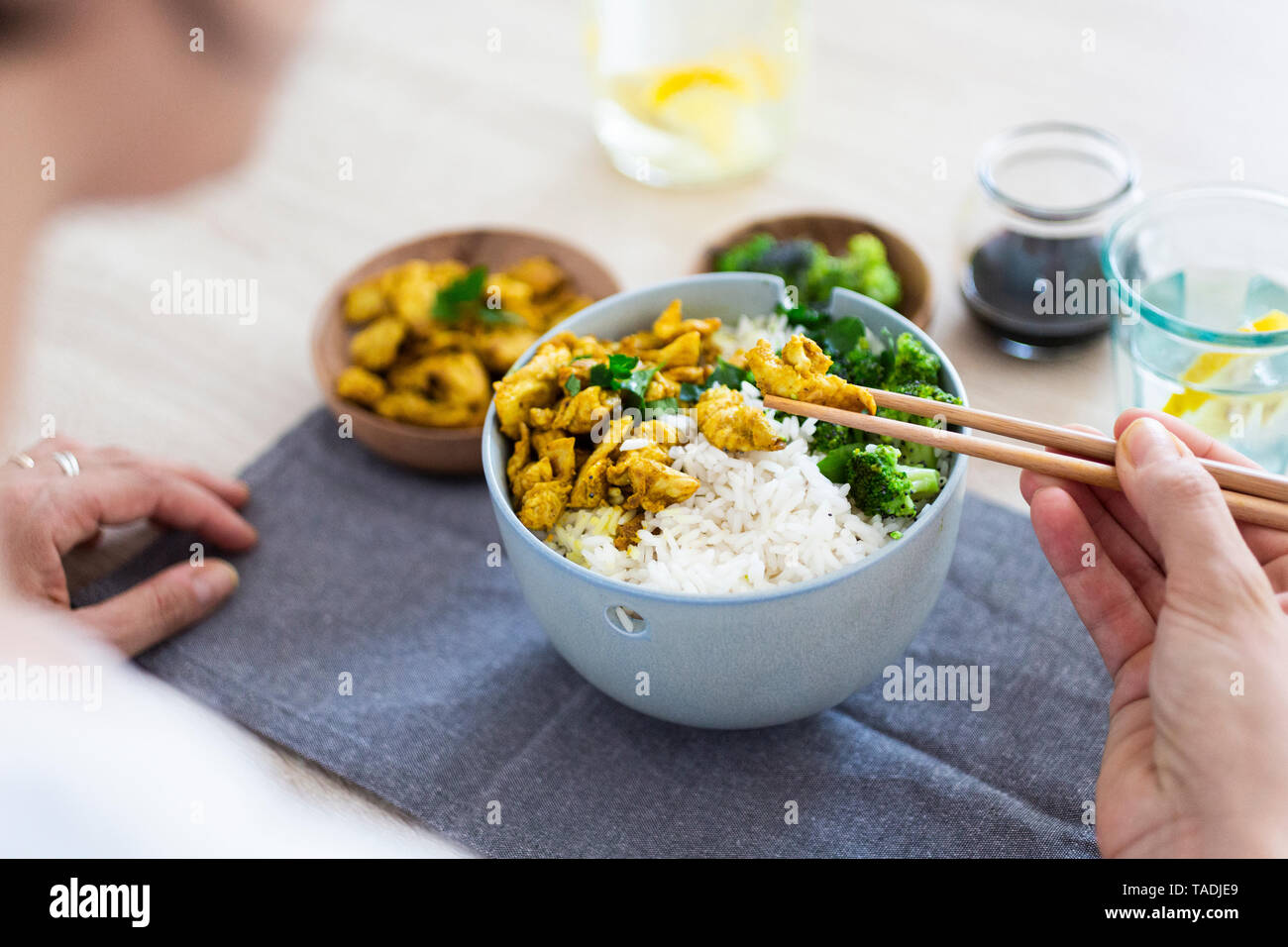 People eating curry hi-res stock photography and images - Alamy