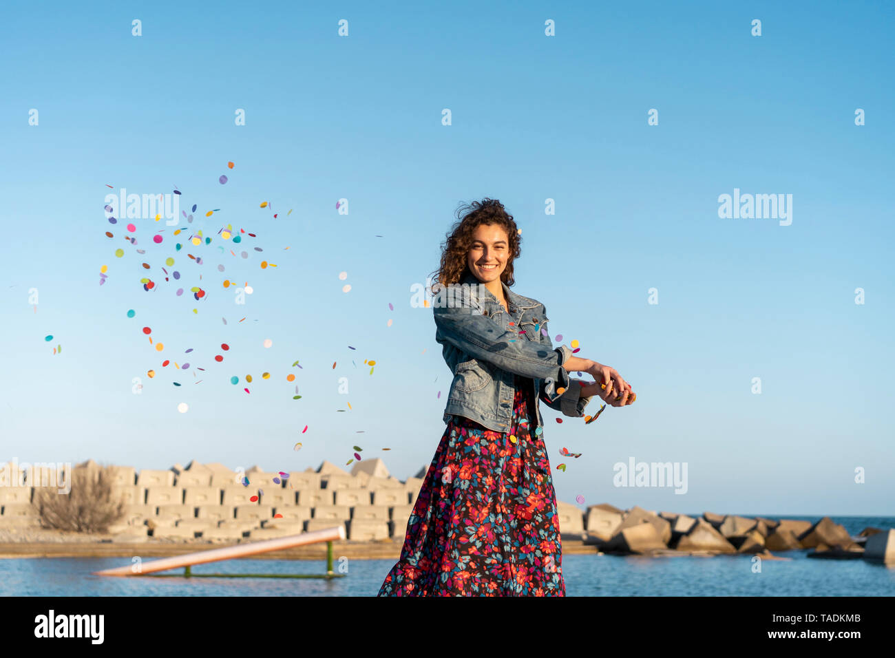 Throwing confetti hi-res stock photography and images - Alamy