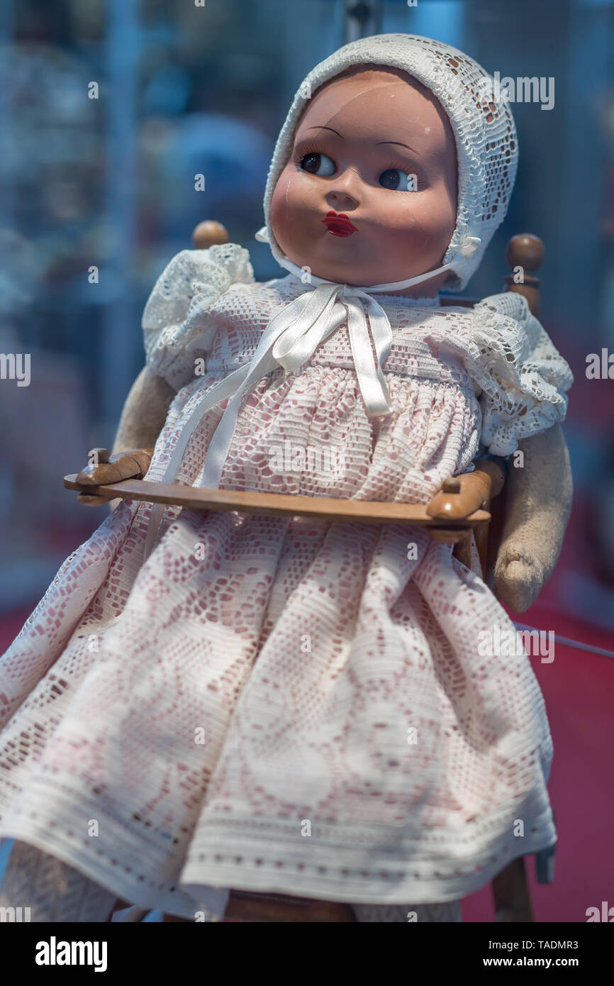 Girl sitting chair doll hi-res stock photography and images - Alamy