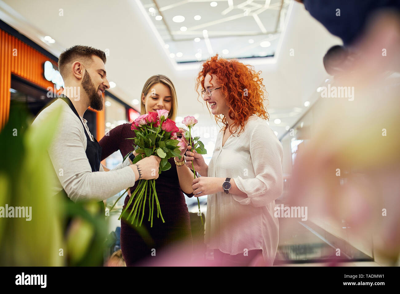 Floral customers hi-res stock photography and images - Alamy