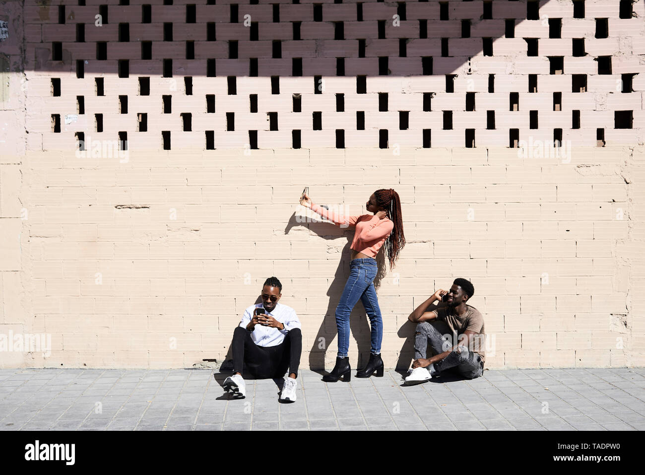 Group friends ignoring other hi-res stock photography and images - Alamy