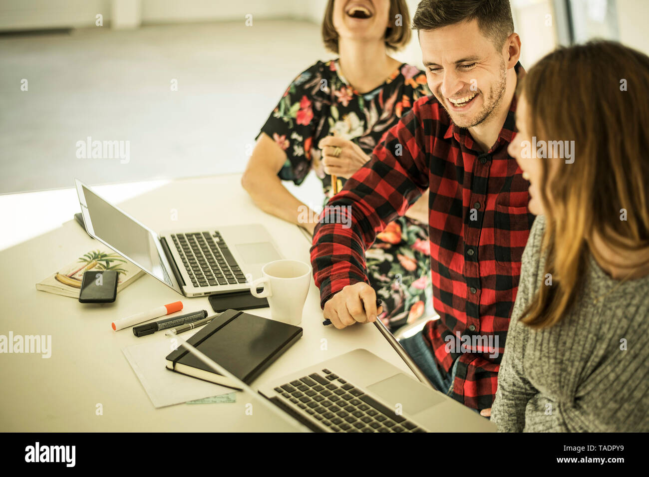 Office get together hi-res stock photography and images - Alamy