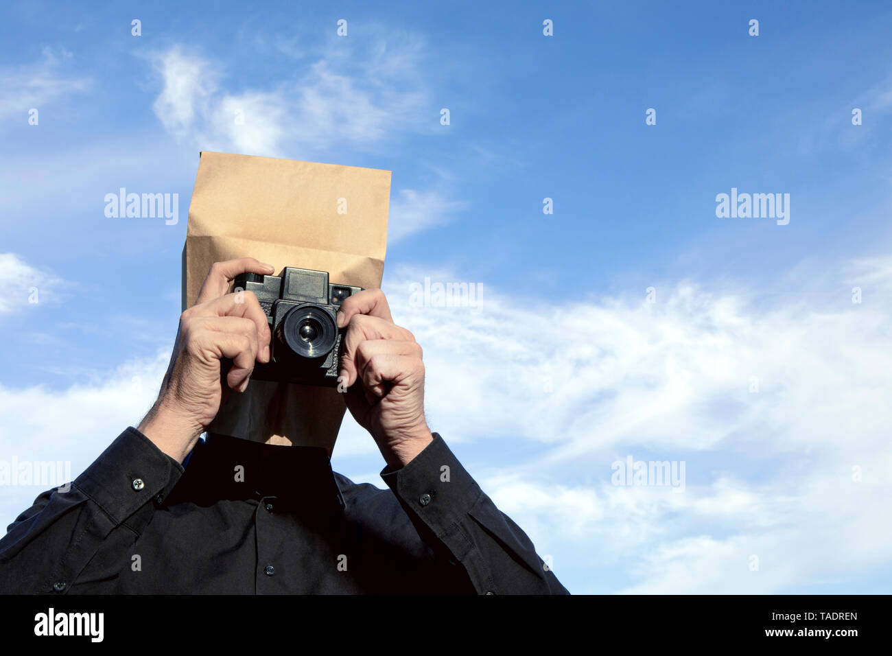Paper bag head man hi-res stock photography and images - Alamy
