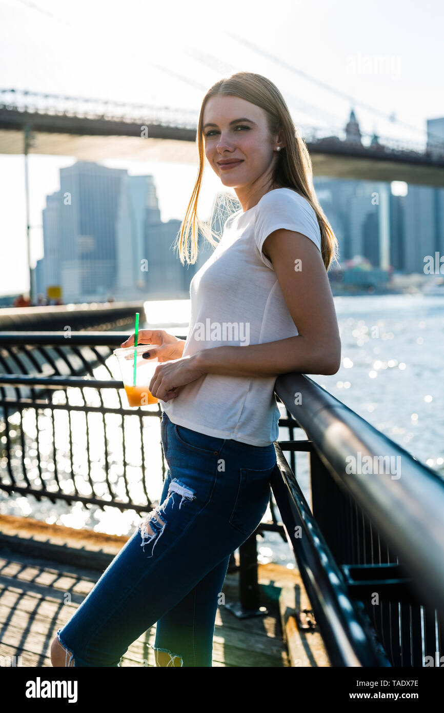 Looking at the bridge hi-res stock photography and images - Alamy
