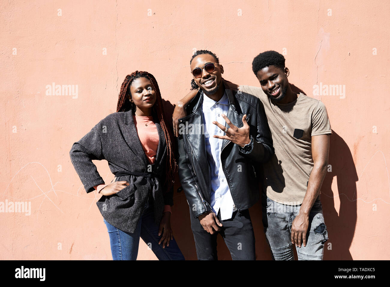 Happy three friends hi-res stock photography and images - Alamy