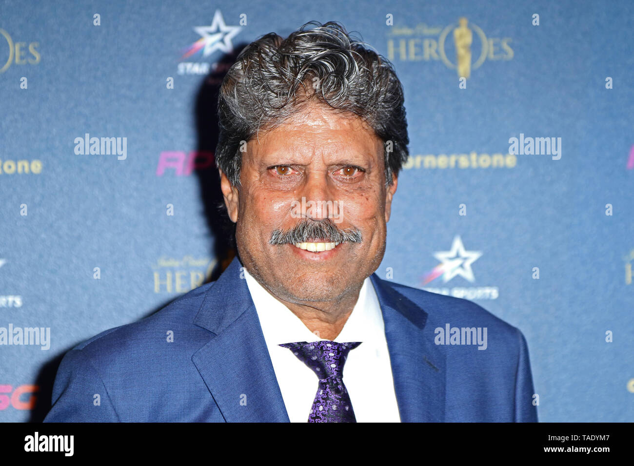 Kapil dev hi-res stock photography and images - Alamy