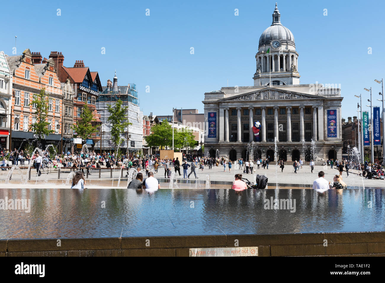 Nottingham City Center. View of the main Market Square, Nottingham ...