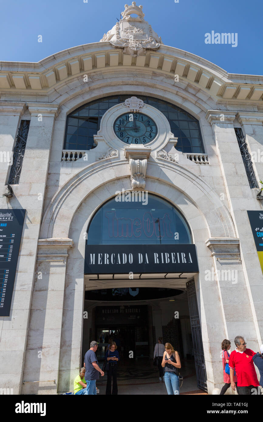 Mercado de ribeira hi-res stock photography and images - Alamy