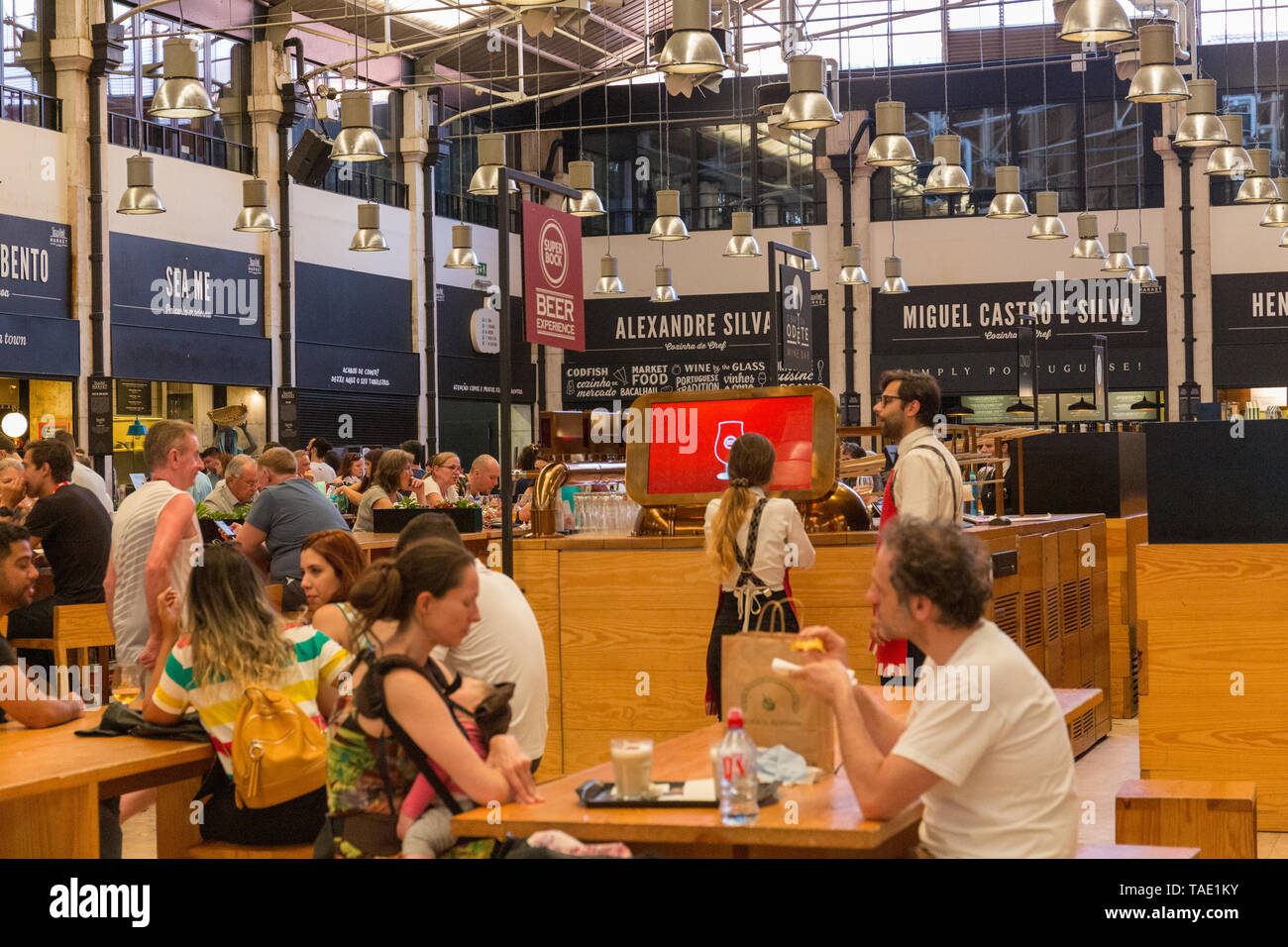 Mercado de ribeira hi-res stock photography and images - Alamy