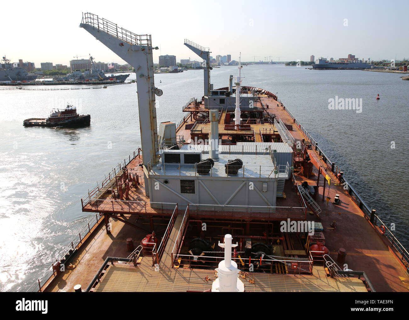 190523-N-OH262-0321 NORFOLK, Va. (May 23, 2019)--Military Sealift ...