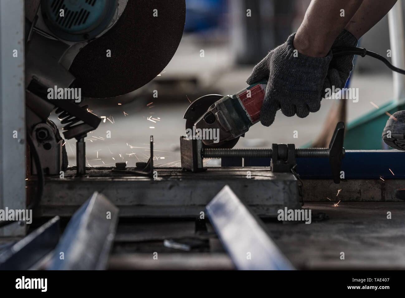 Construction gloves hi-res stock photography and images - Alamy