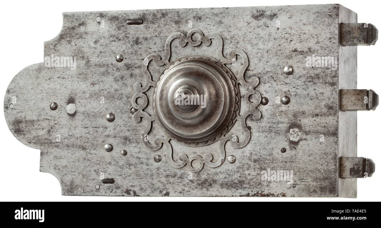 17th century lock hi-res stock photography and images - Alamy