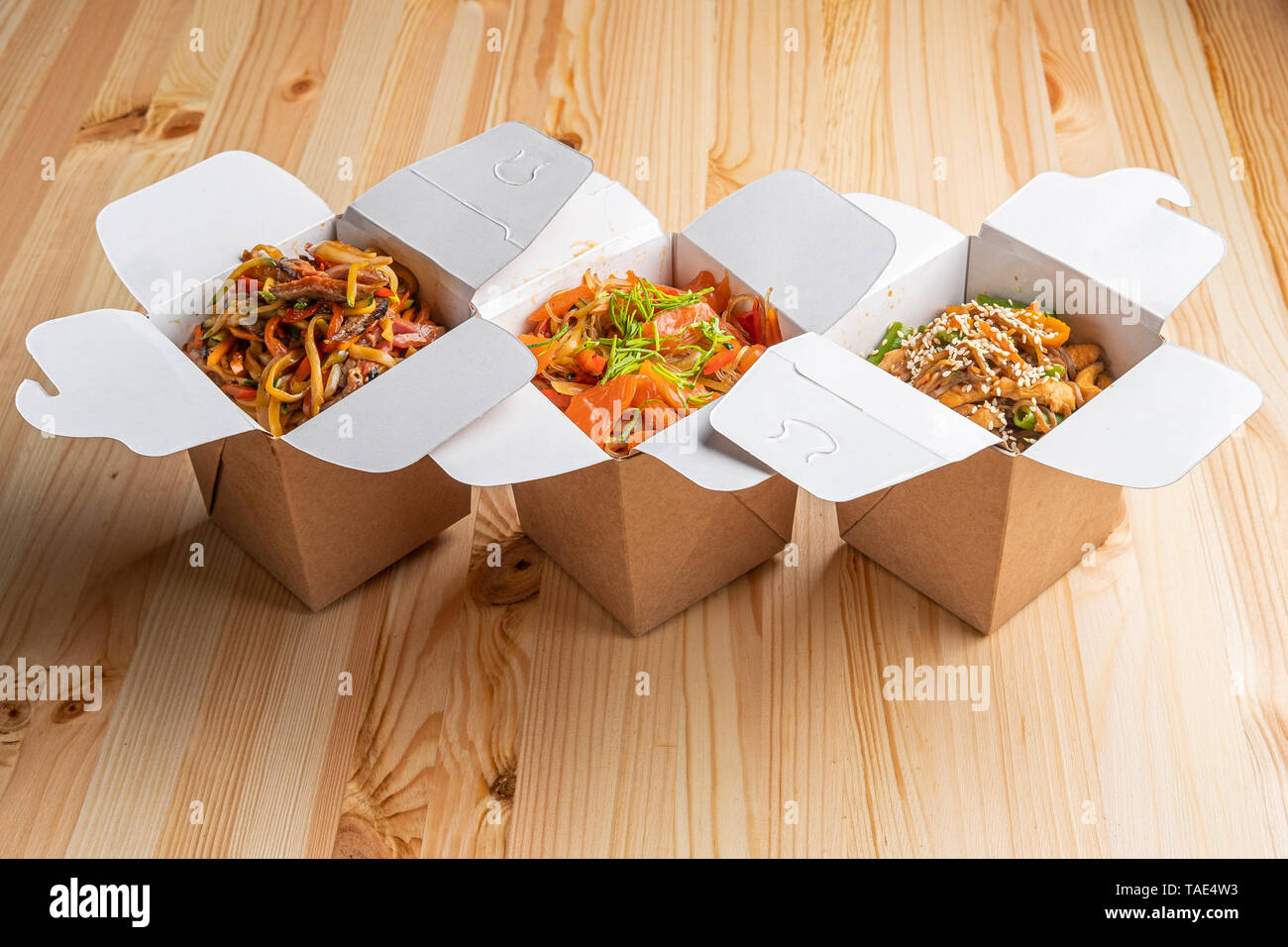 Variety of noodle in take away cardboard box Stock Photo - Alamy