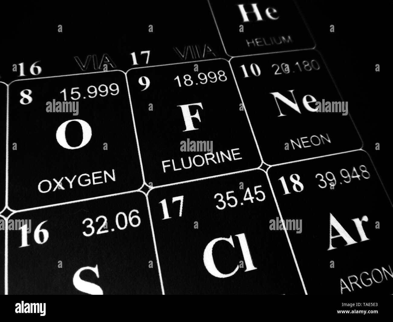 Fluorine chemical element hi-res stock photography and images - Alamy