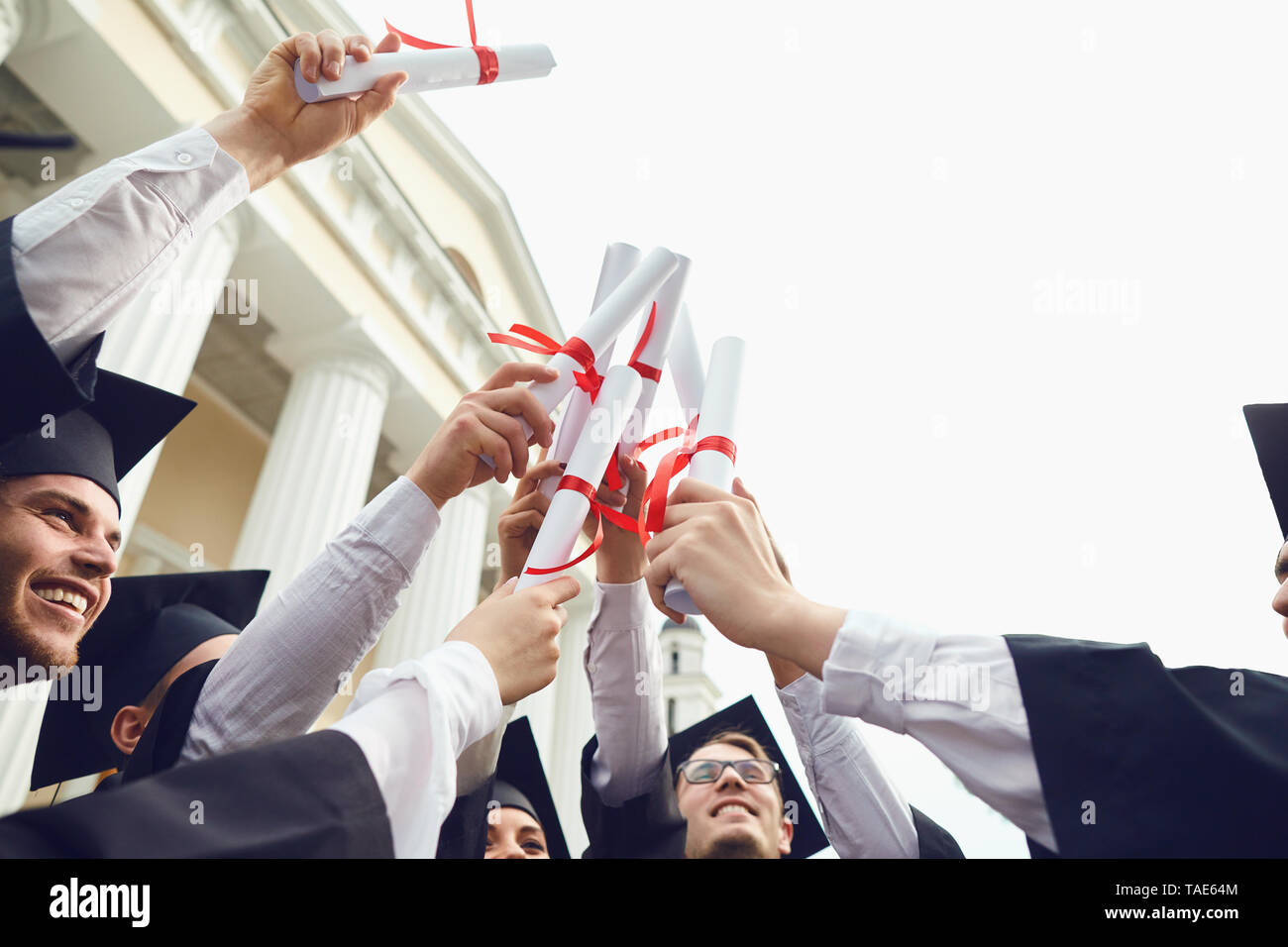 Receiving diploma hi-res stock photography and images - Alamy