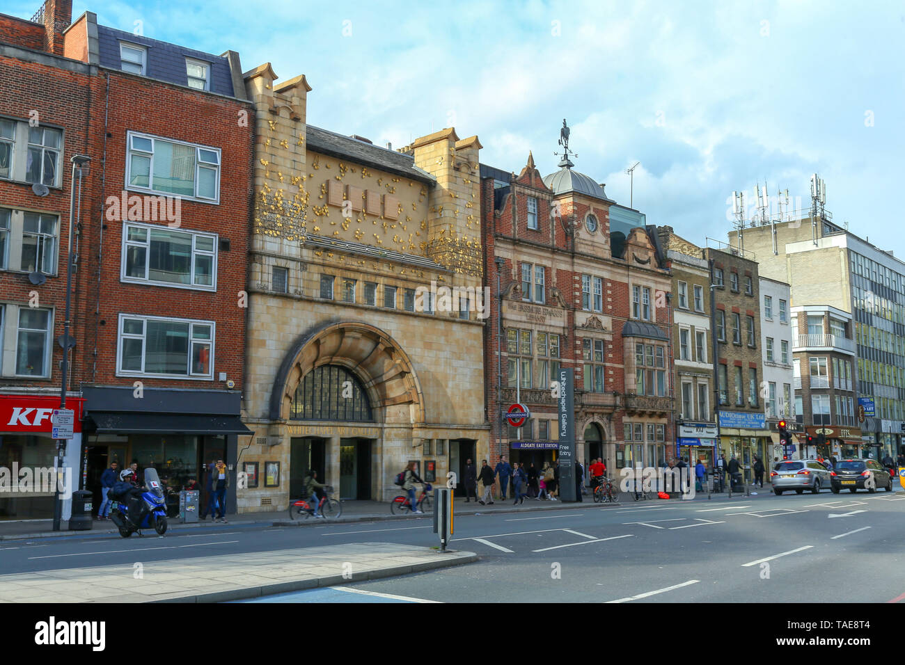 Whitechapel gallery london exterior hi-res stock photography and images ...