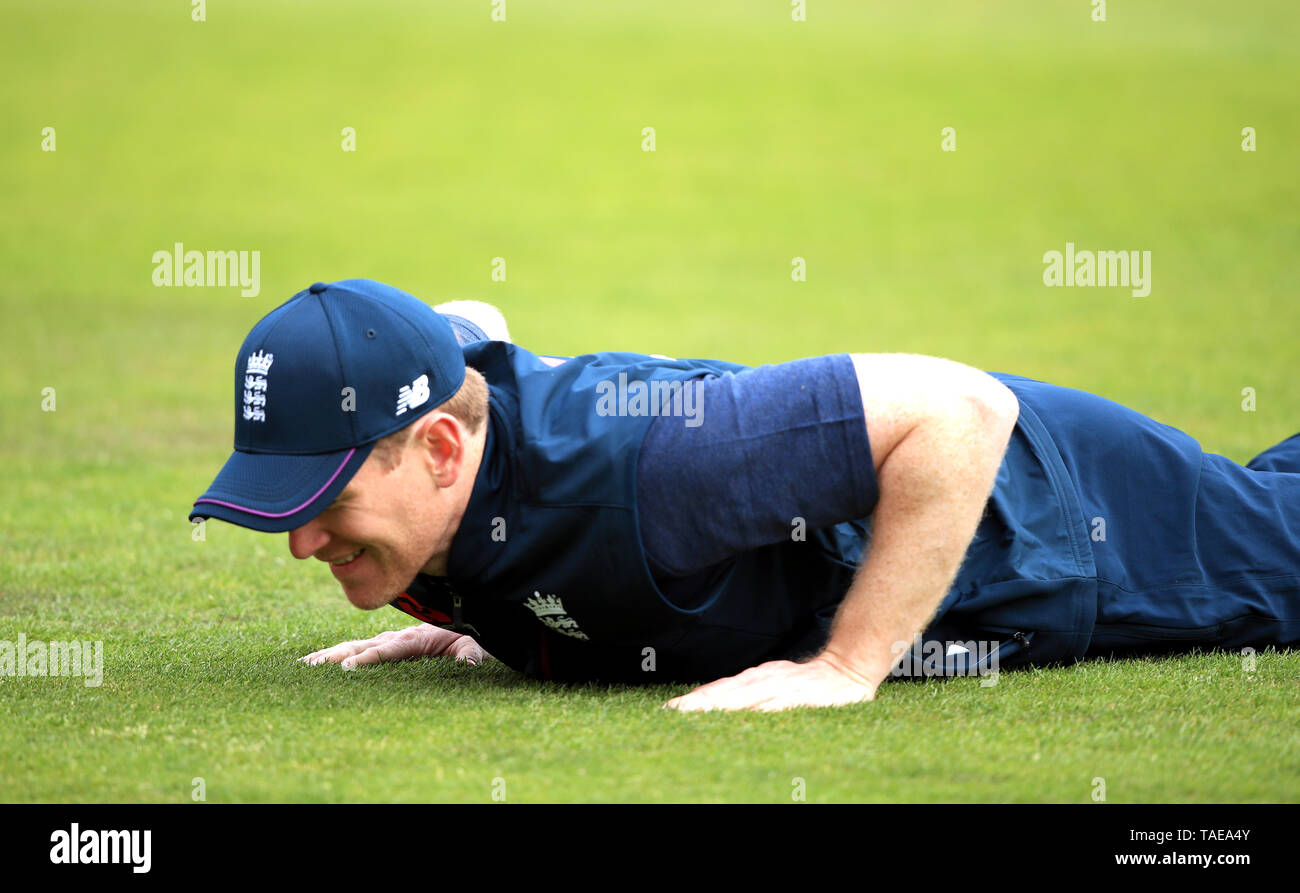 Eion morgan of england hi-res stock photography and images - Alamy