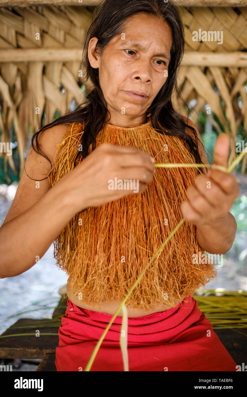 Yaguas perú hi-res stock photography and images - Alamy