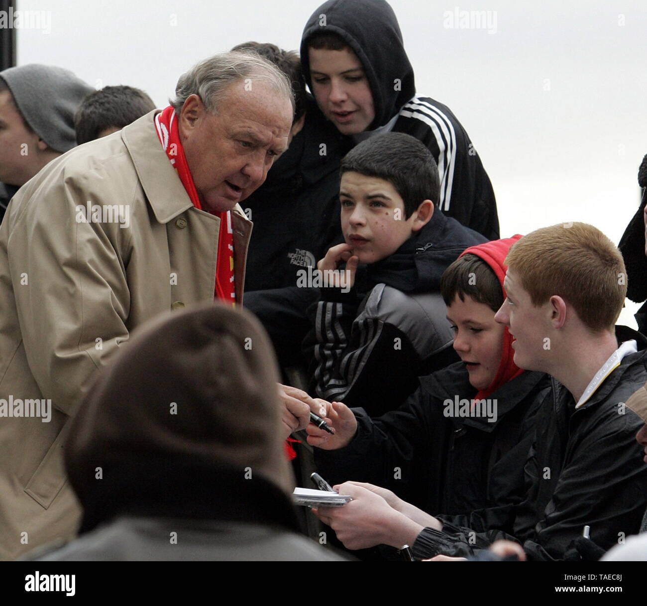 Liverpool ,Uk Ex Liverpool Owner Tom Hicks and his Sons visit Melwood ...