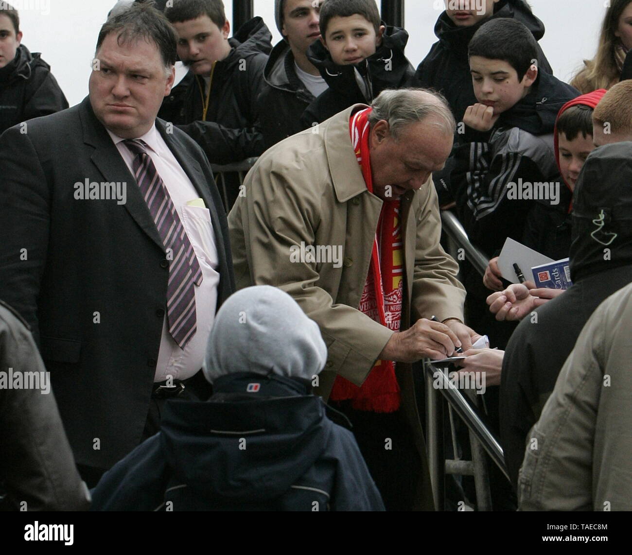 Liverpool ,Uk Ex Liverpool Owner Tom Hicks and his Sons visit Melwood ...