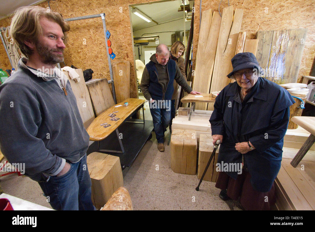 Lady carpenter hi-res stock photography and images - Alamy