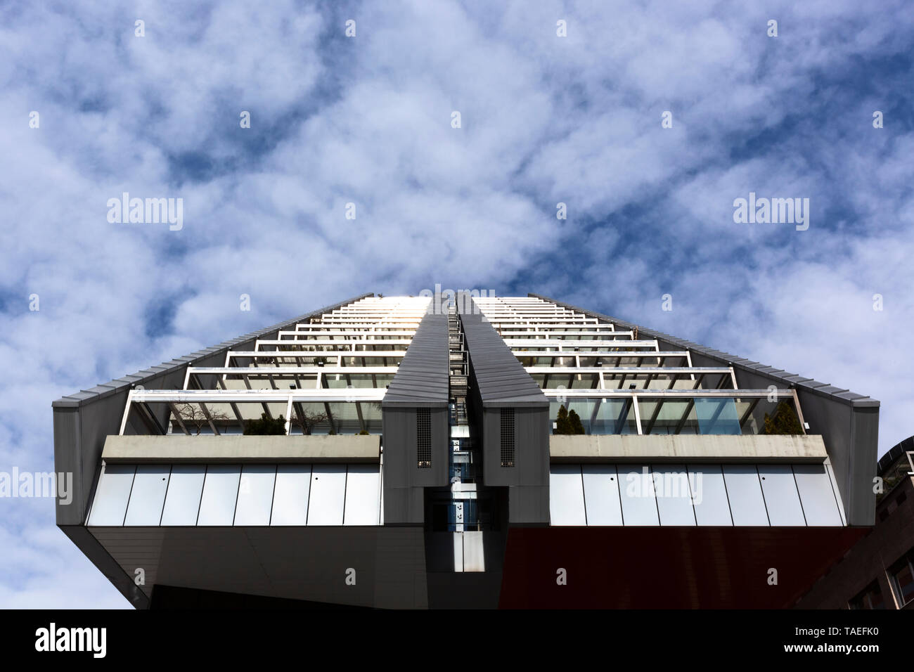 R5 residential building hi-res stock photography and images - Alamy