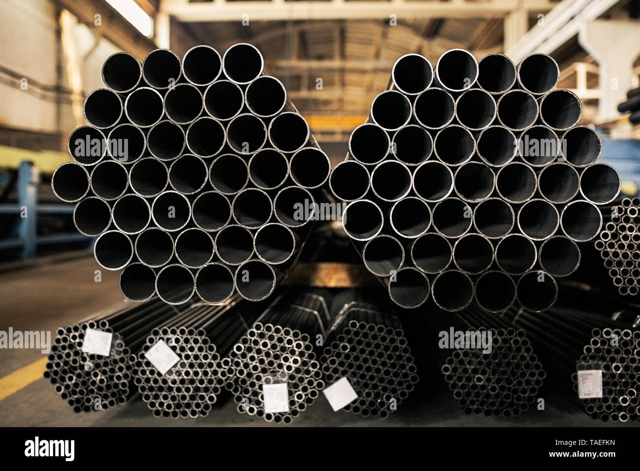 Steel pipe bunch hi-res stock photography and images - Alamy