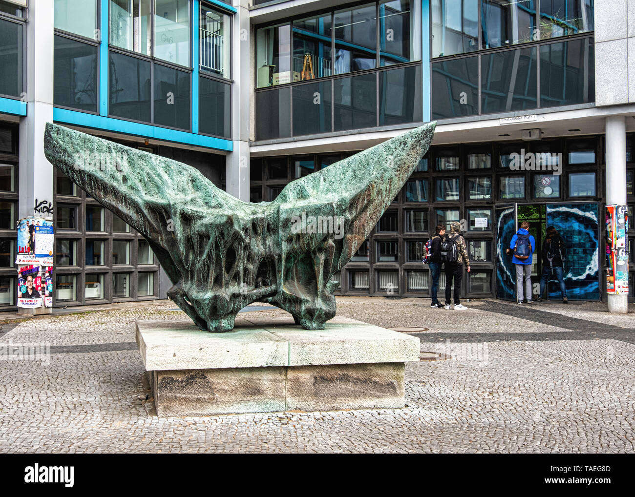 Sculptor karl hartung hi-res stock photography and images - Alamy
