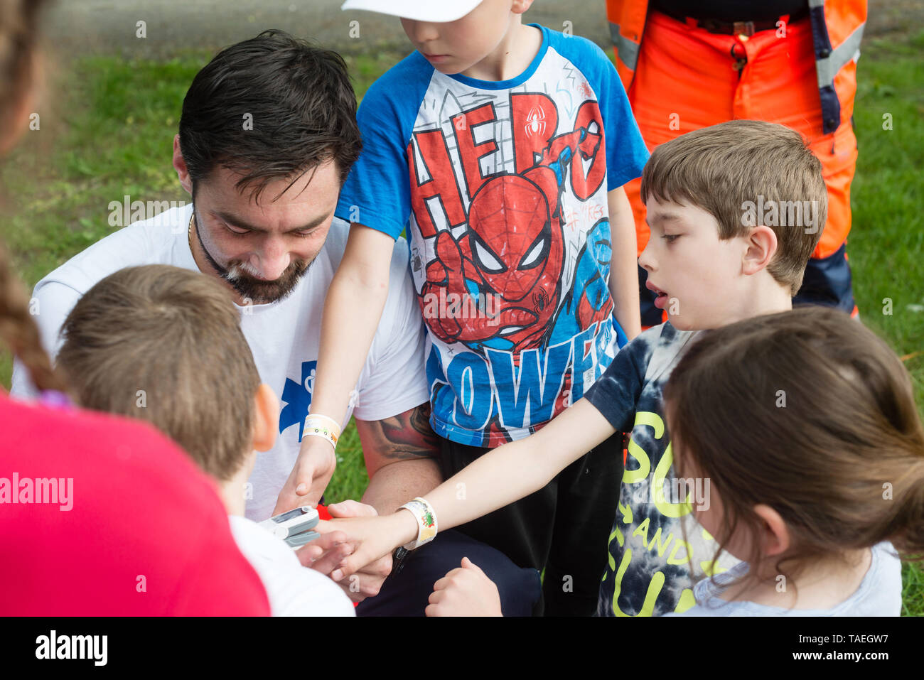 Save our kids hi-res stock photography and images - Alamy