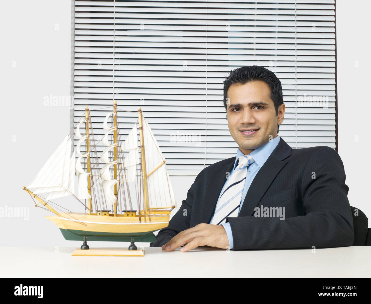 Bank interior india hi-res stock photography and images - Alamy