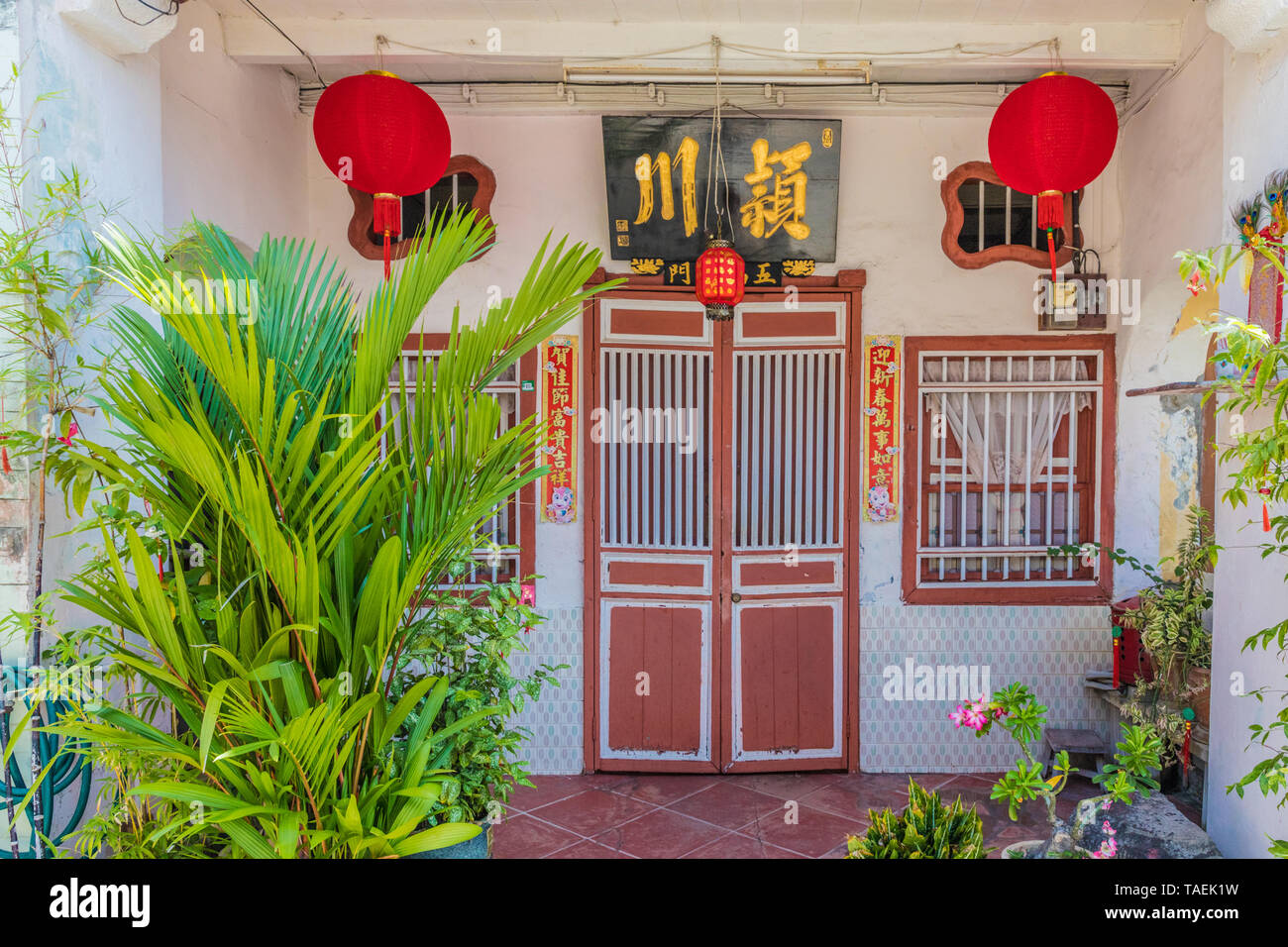 Traditional chinese shophouse architecture in George Town Malaysia ...