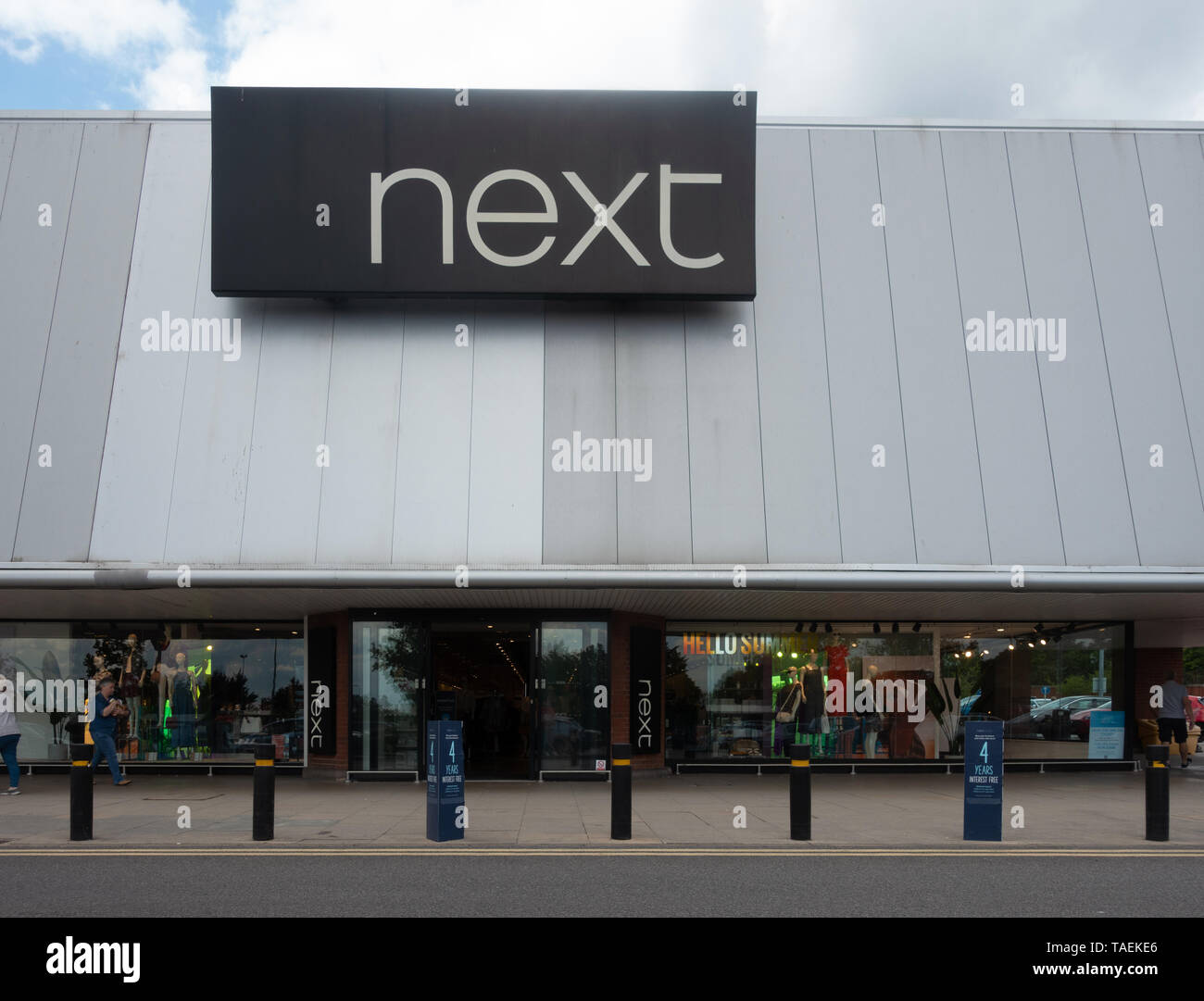 Next clothing store shop front hi-res stock photography and images - Alamy