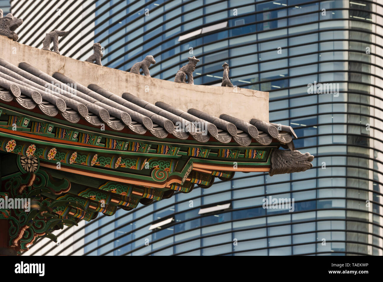 Details of roof a traditional watchtower, Dongsibjagak Watchtower ...