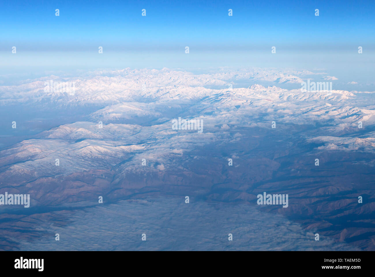Middle east view from airplane hi-res stock photography and images - Alamy