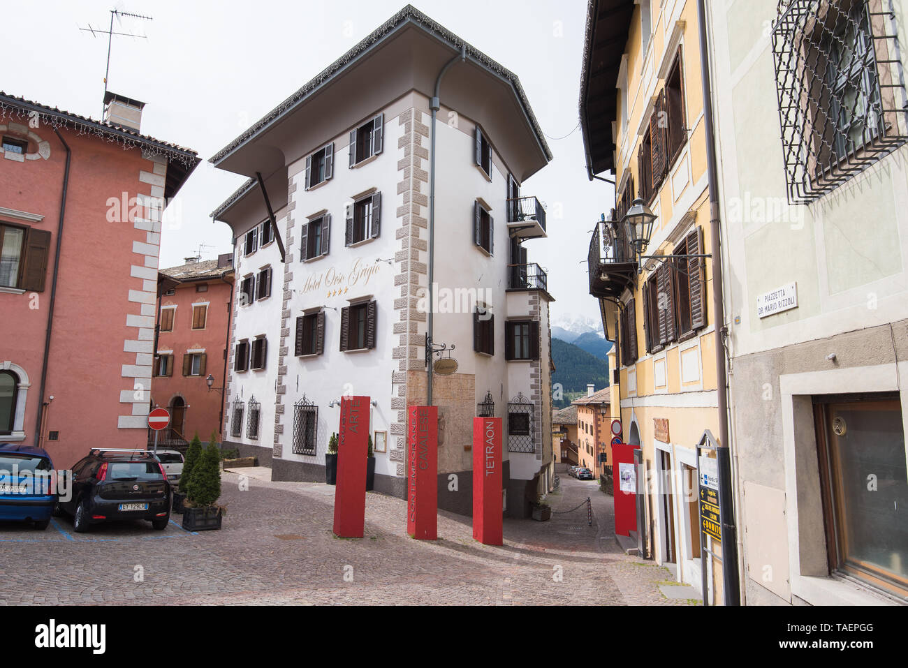 Cavalese cable car disaster hi-res stock photography and images - Alamy