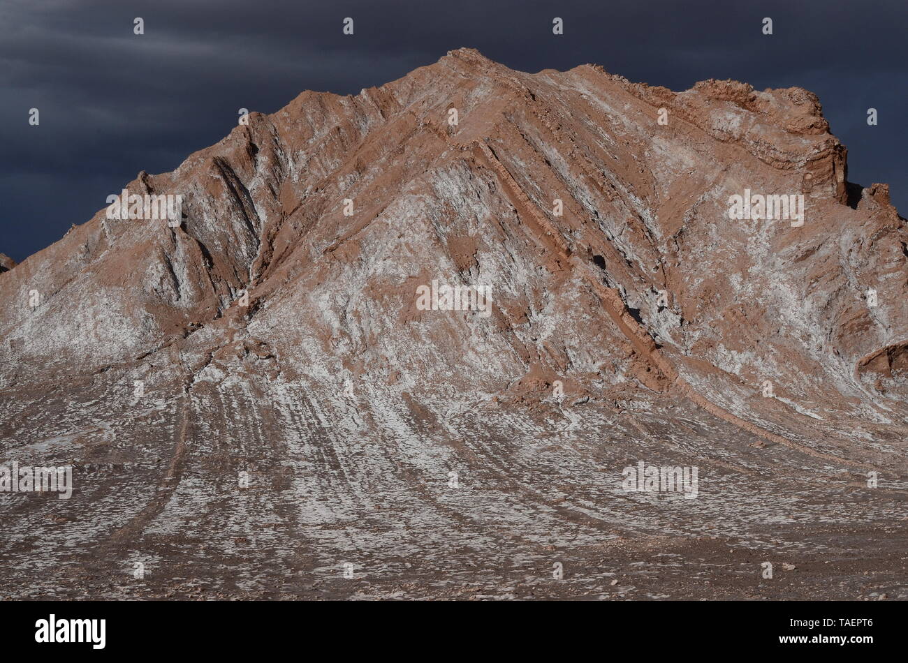 MOON VALLEY LANDSCAPE, ATACAMA, CHILE Stock Photo - Alamy