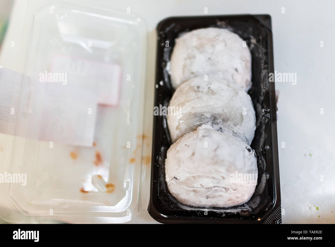 Red bean daifuku hi-res stock photography and images - Alamy
