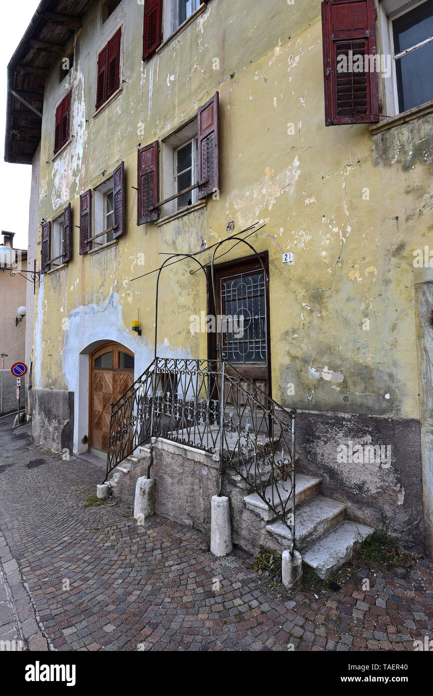 Fondo exterior hi-res stock photography and images - Alamy