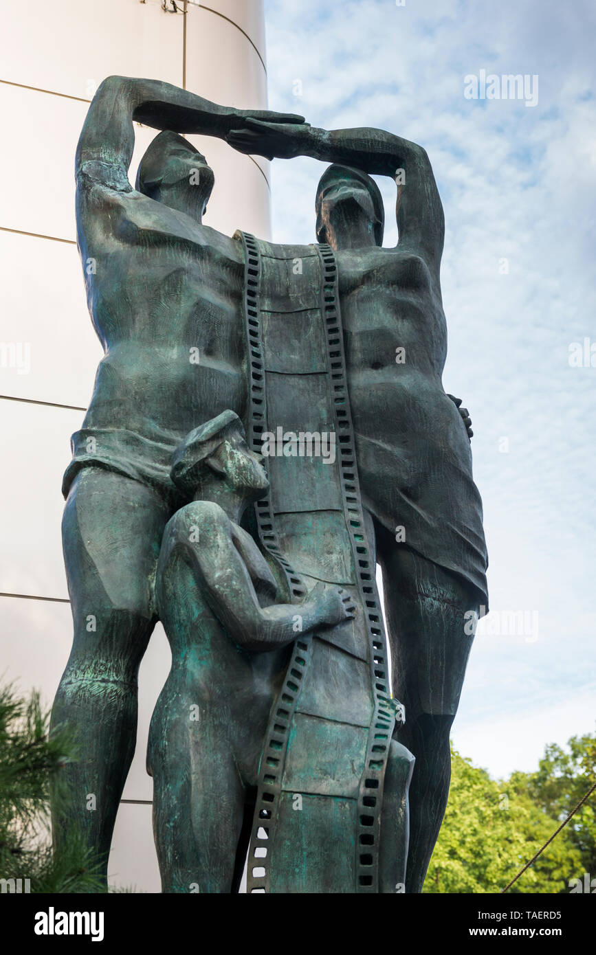 Low angle view of statues, Seoul, South Korea Stock Photo - Alamy