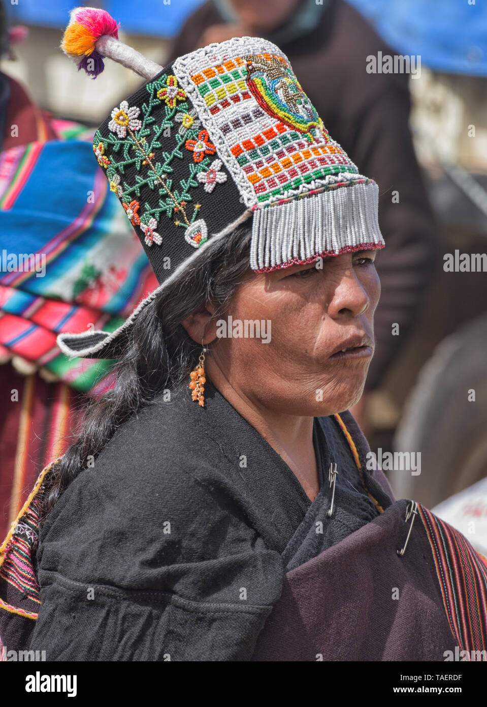 Women bolivian traditional dress hi-res stock photography and images ...