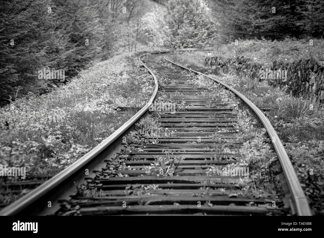 Railway curve hi-res stock photography and images - Alamy