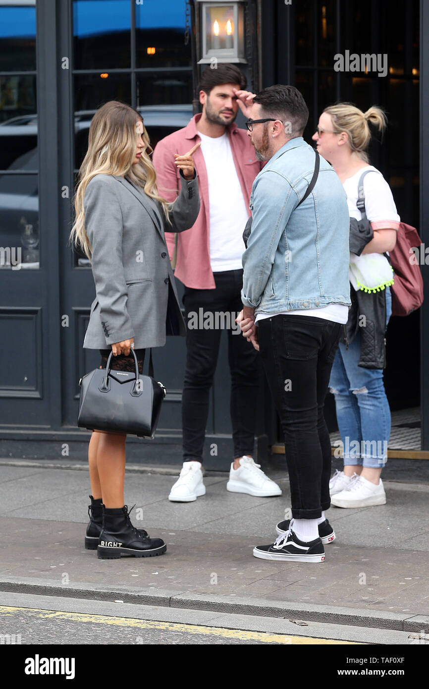 Is Chloe Sims having trouble with her 'right' and 'left' as her boots ...