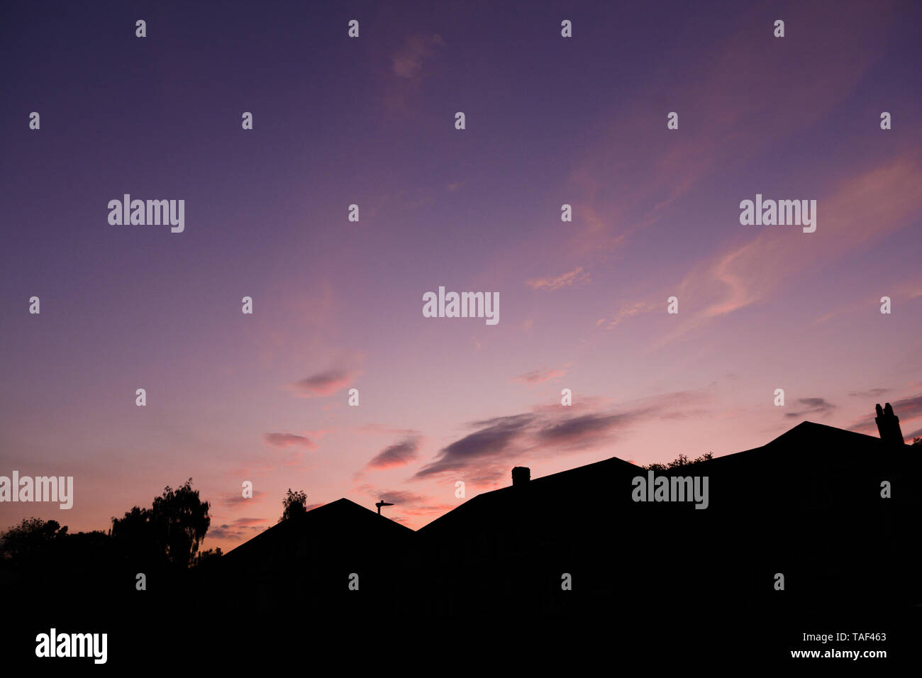 Terraced houses silhouette hi-res stock photography and images - Alamy