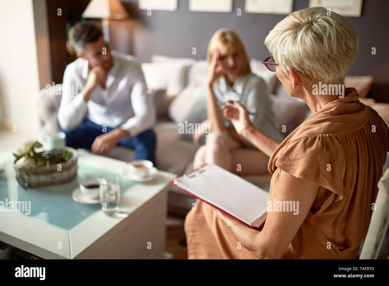 Partnership problem hi-res stock photography and images - Alamy