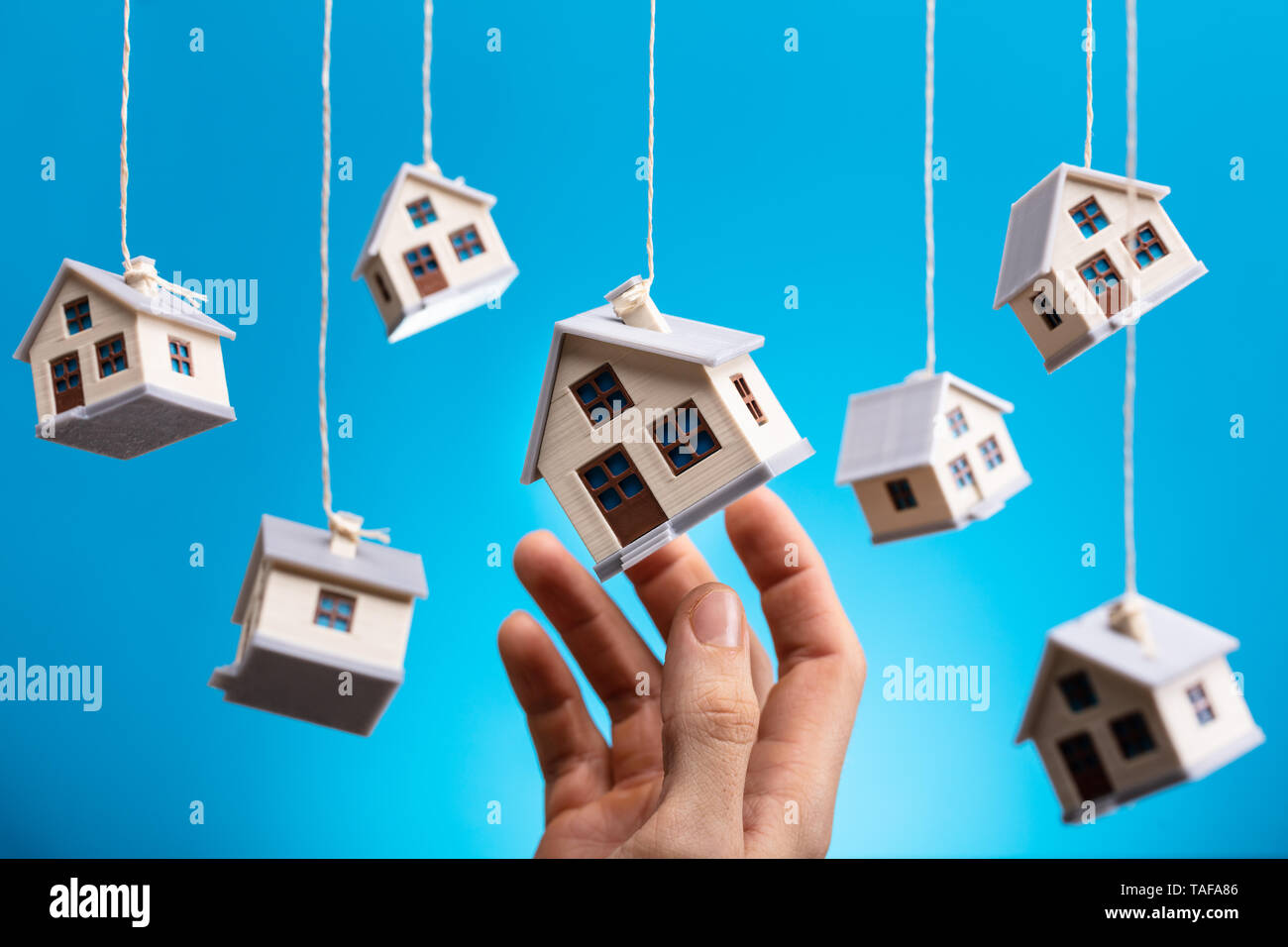 Hanging model hi-res stock photography and images - Alamy