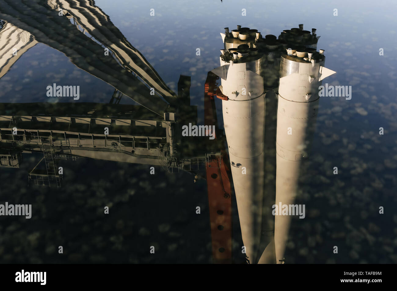 Space rocket ship wallpaper background hi-res stock photography and ...