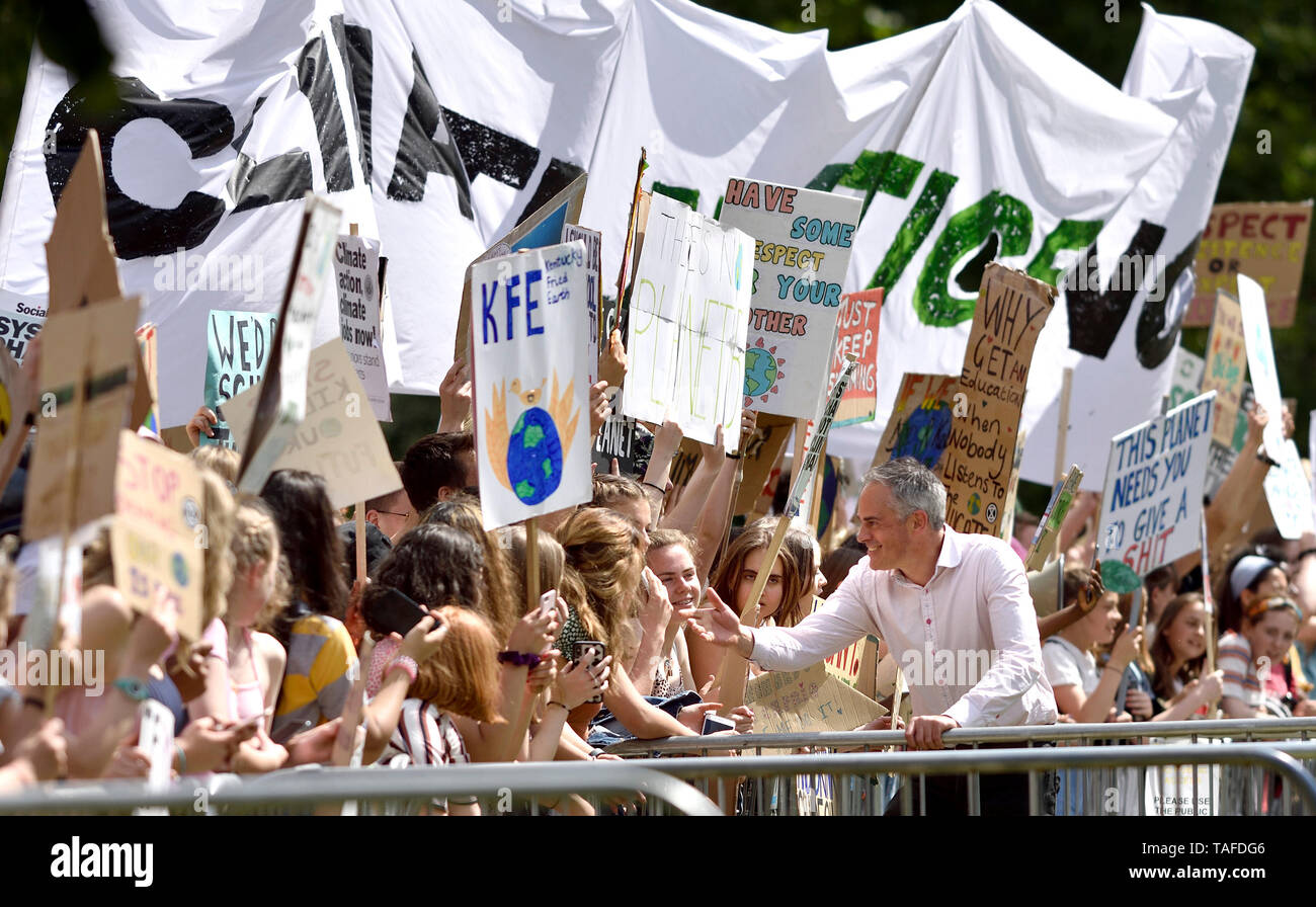 Youth climate leader hi-res stock photography and images - Alamy