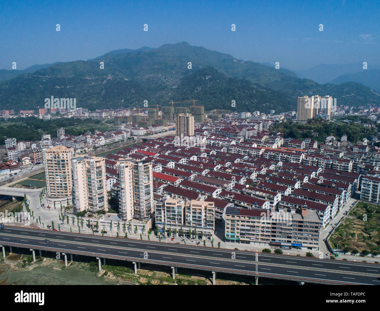 Qingtian hi-res stock photography and images - Alamy